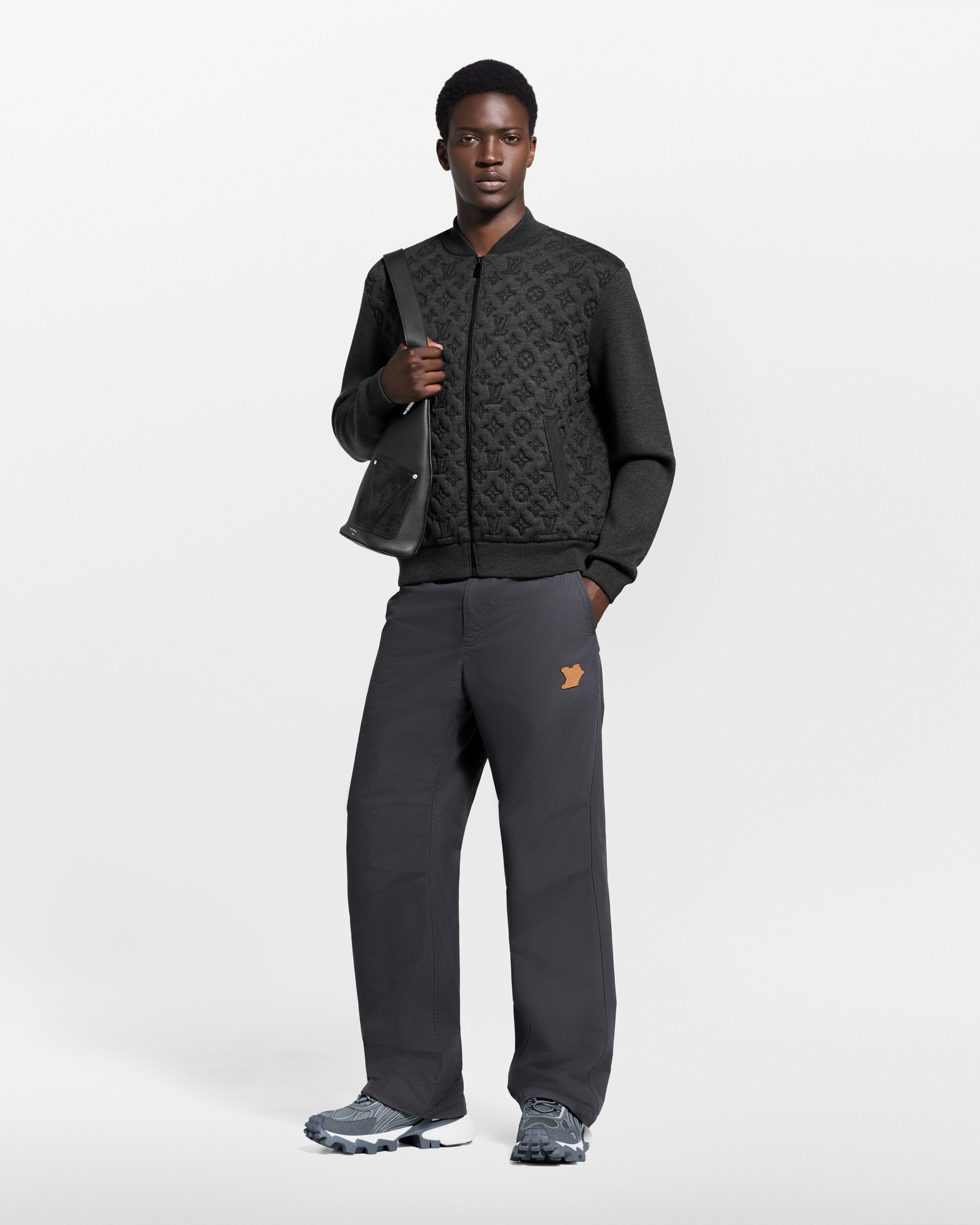 LV Summit Sneaker - Luxury Shoes - 1AJAG2 Grey | LOUIS VUITTON HONG KONG